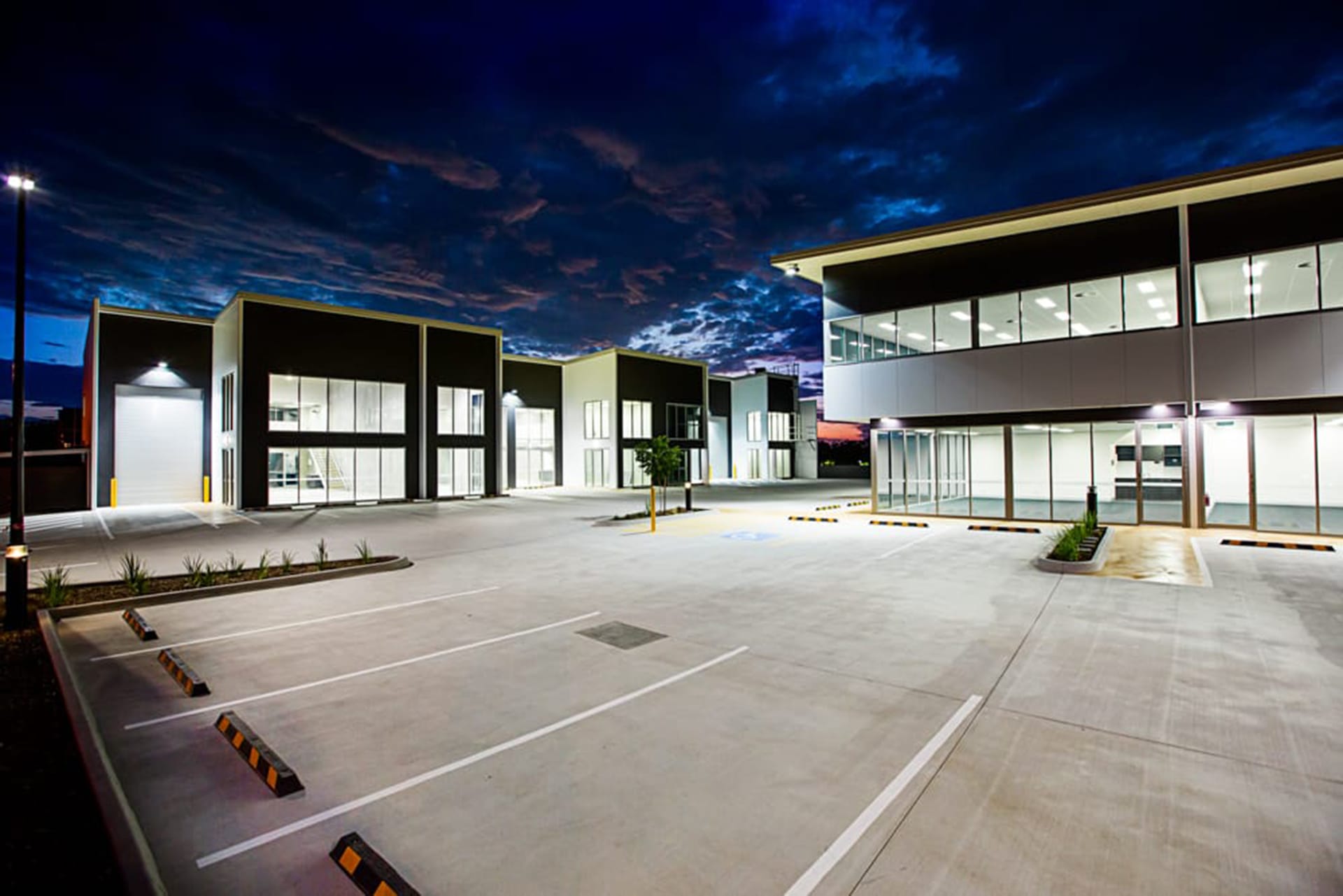 Industrial - Craft Builders